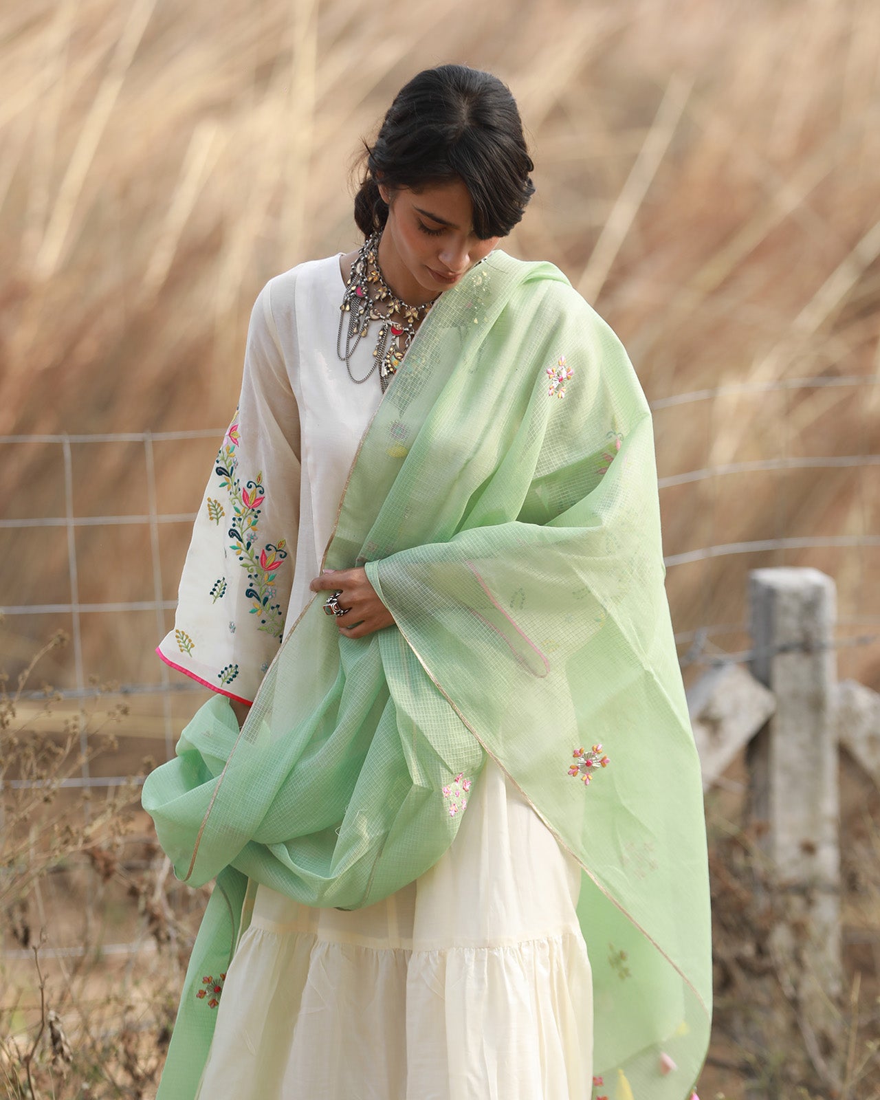 Bagh Ivory Front Panel Puckering Set – Raji Ramniq